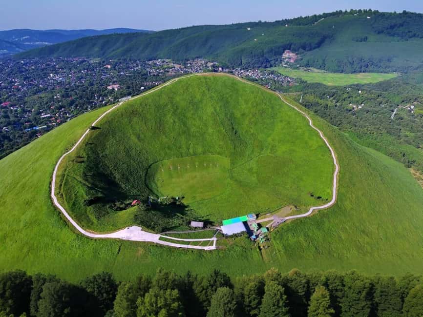 Tokyo:Izu Penisula Train Mt Omuro, Capybara Sightseeing Trip | GetYourGuide