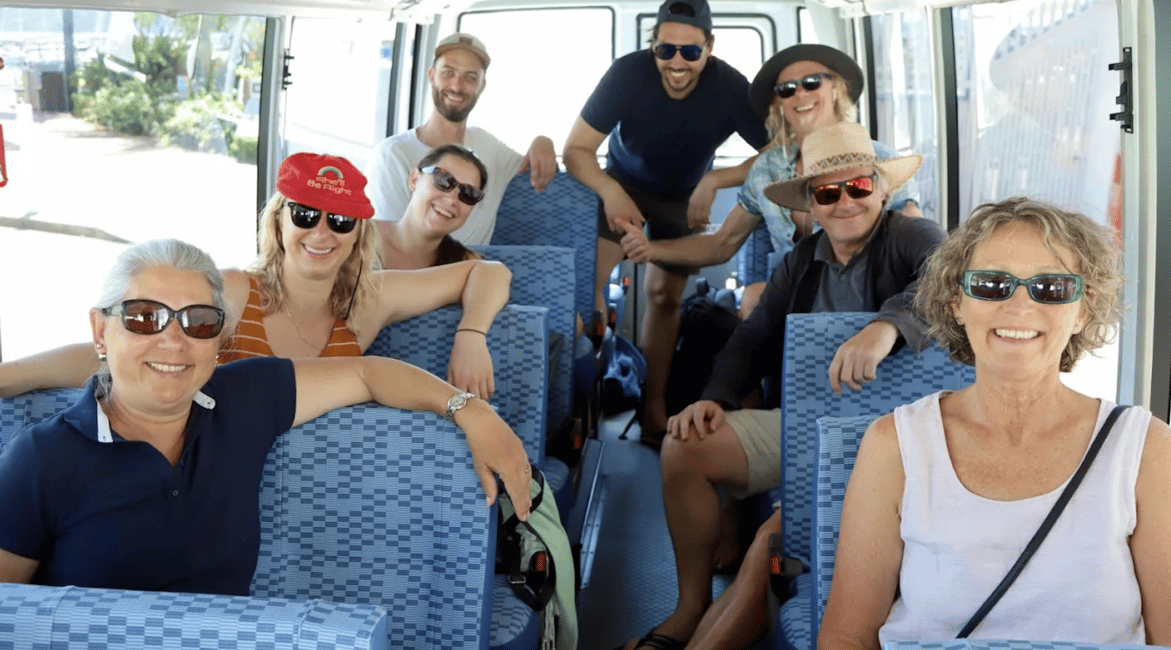 Whitsundays: Flughafen-Transfer von Proserpine nach Airlie Beach ...