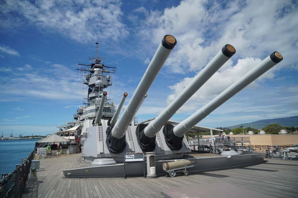 Private Pearl Harbor - USS Arizona and USS Missouri | GetYourGuide