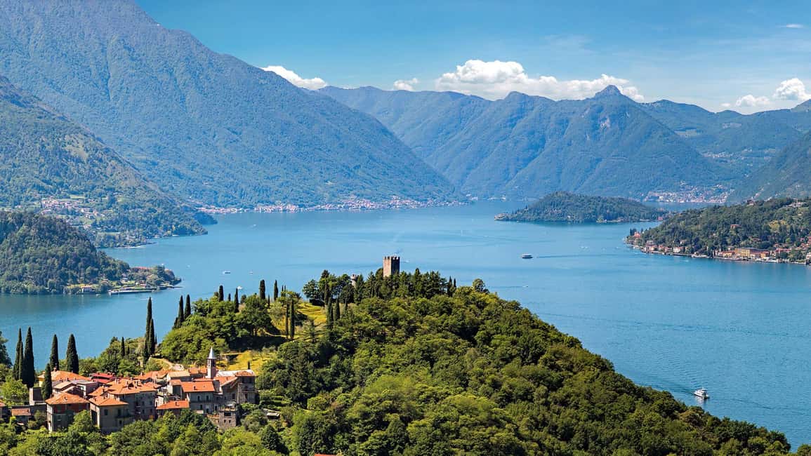 Bellagio: tour compartido en barco por el lago de Como | GetYourGuide