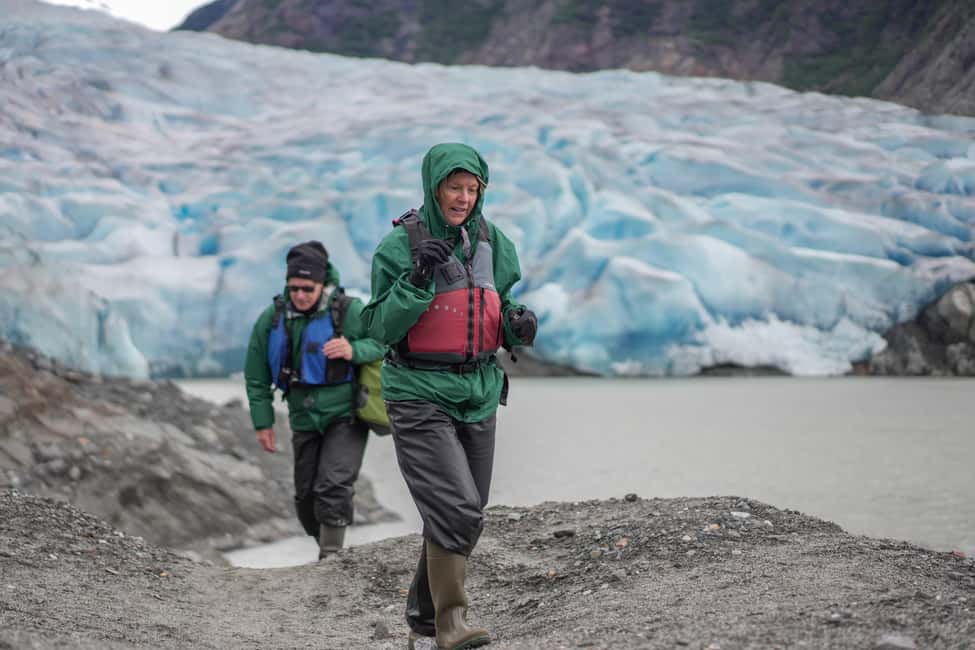 Juneau: Mendenhall Glacier Canoe Paddle and Hike | GetYourGuide