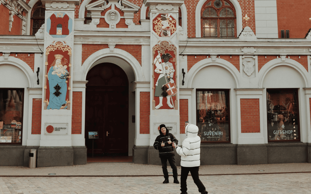 Riga: Rundvandring i Gamla stan med provsmakning av Riga Black Balsam ...