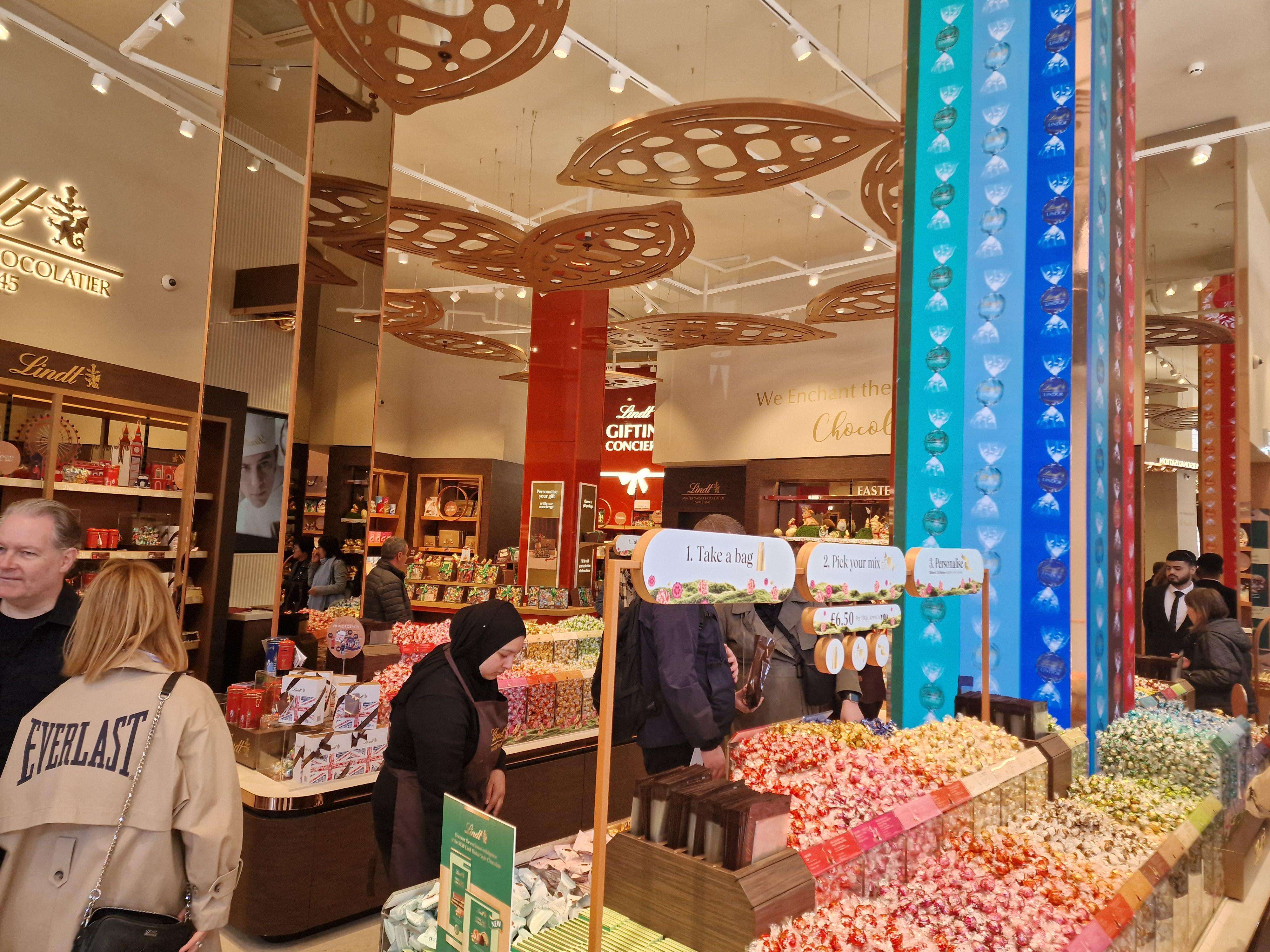 London: VIP Chocolate Tour | GetYourGuide