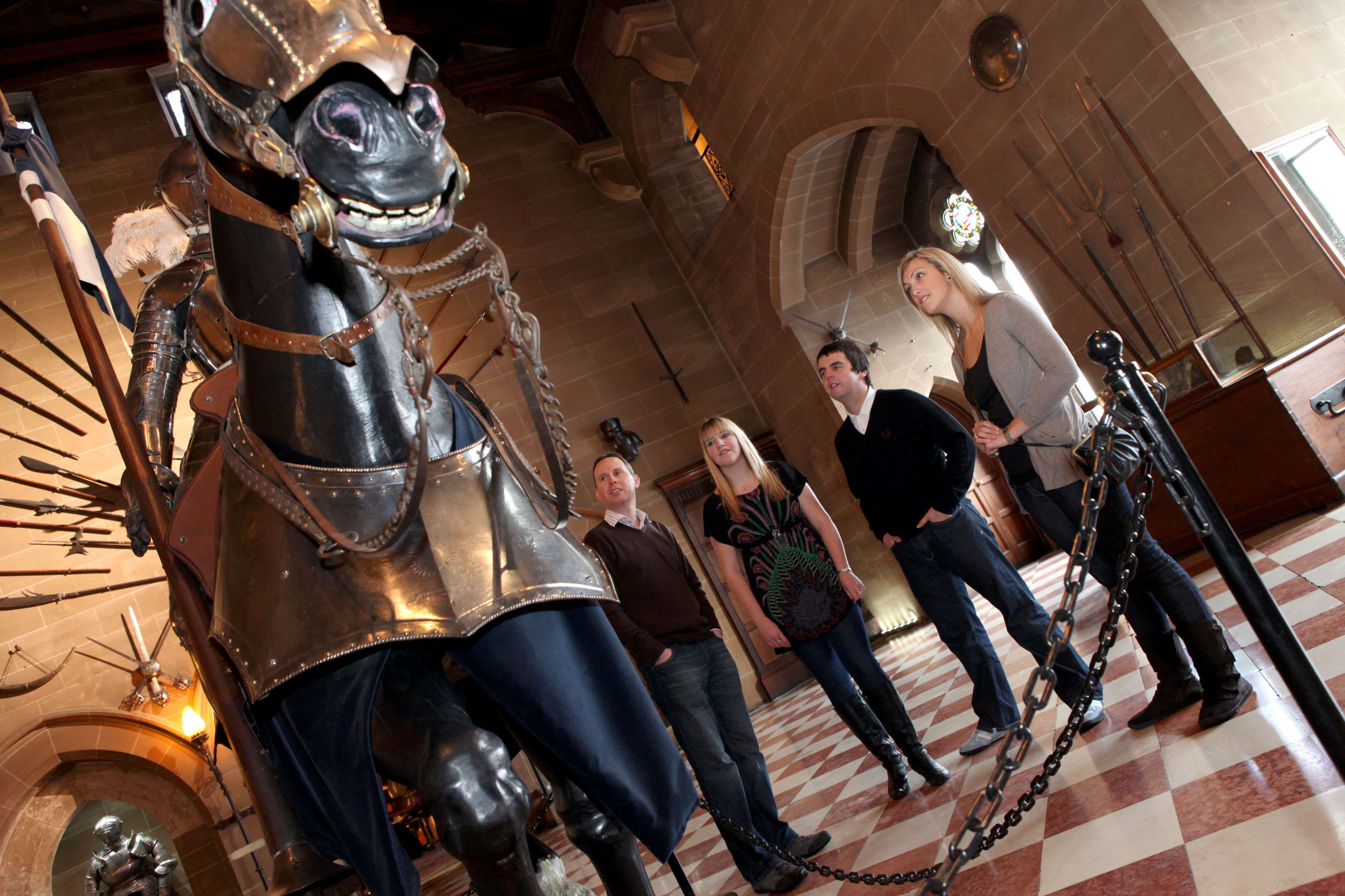 From London: Warwick Castle, Stratford & Oxford Day Tour | GetYourGuide