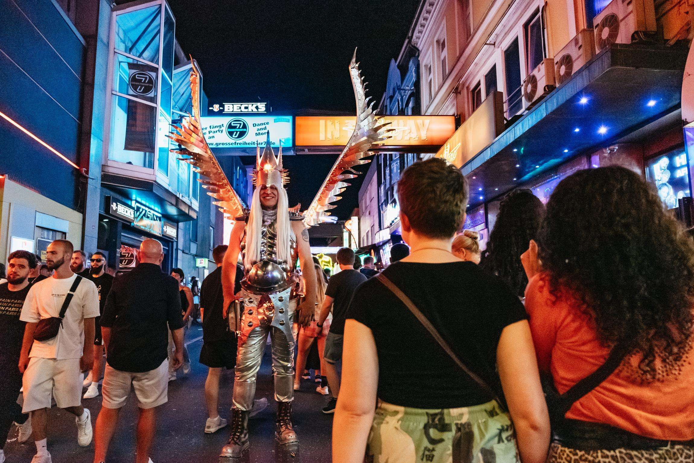 Hamburg: Adults Only Reeperbahn Tour | GetYourGuide