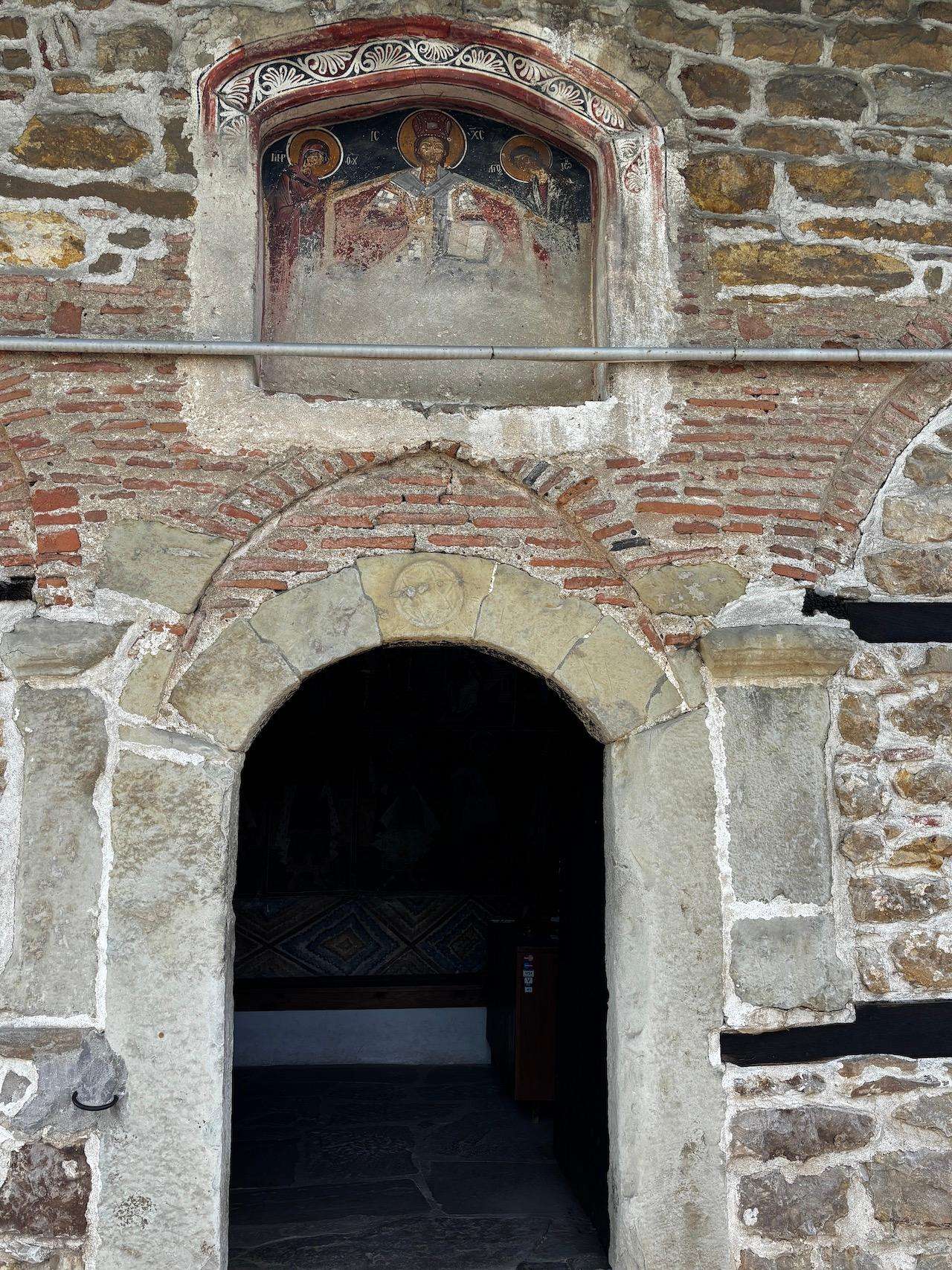 Veliko Tırnovo-Bulgaristan'ın eski başkenti ve Arbanasi | GetYourGuide