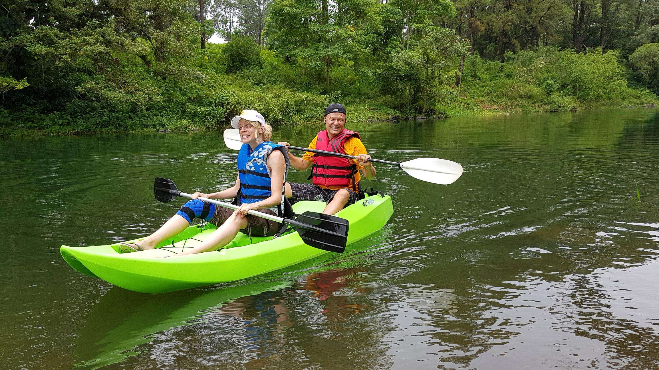 San Pedro Sula: Lago Yojoa, cascada y excursión de un día en kayak ...