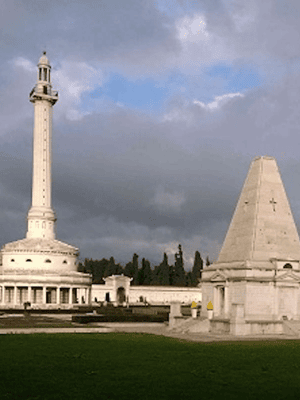 Visita guiada al Cementerio Monumental Vantiniano: entre misterios y curiosidades | GetYourGuide