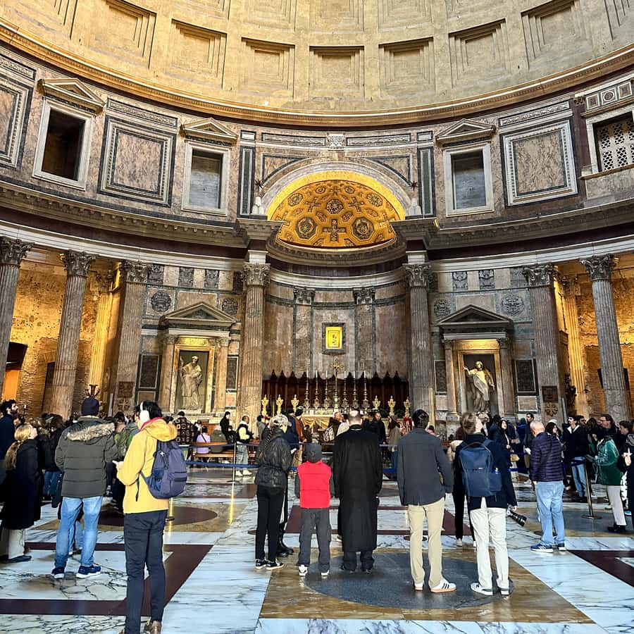 Rome : Visite guidée du Panthéon avec billet d'entrée | GetYourGuide