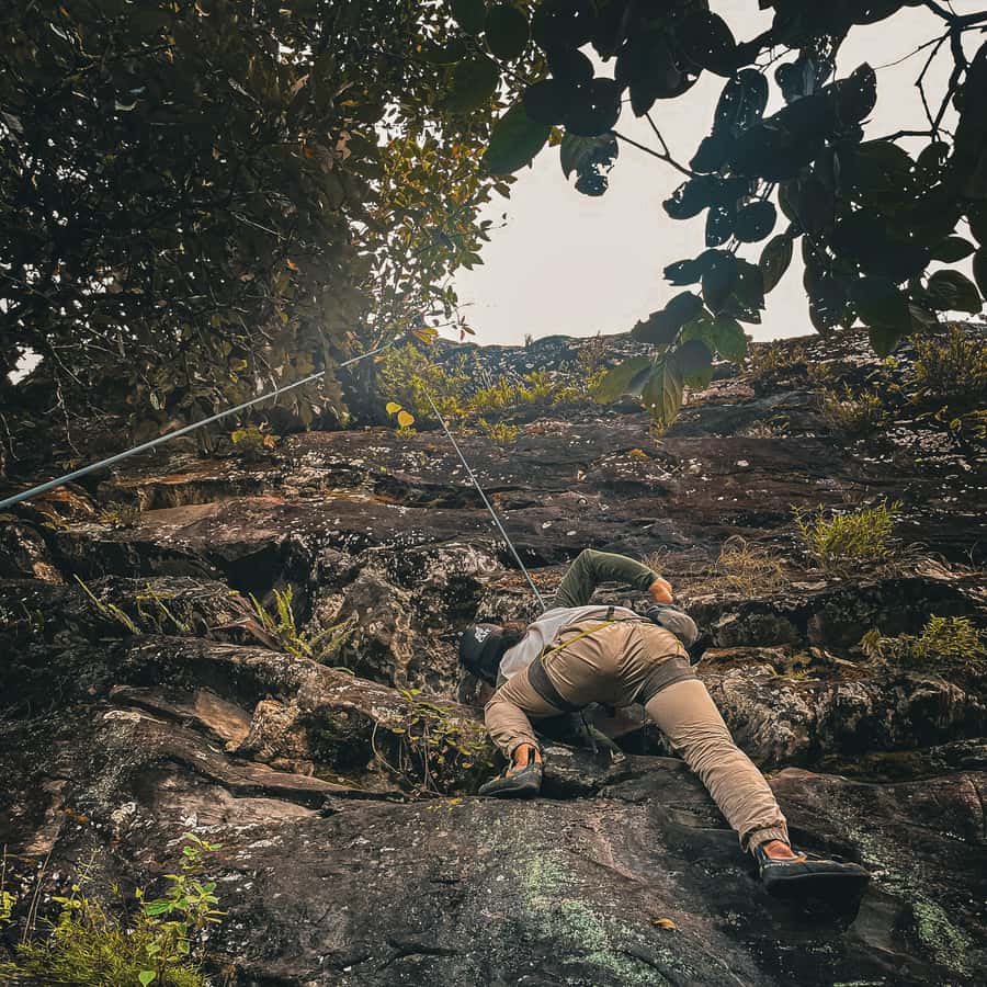 Kathmandu: Hattiban Rock Climbing Day Trip | GetYourGuide