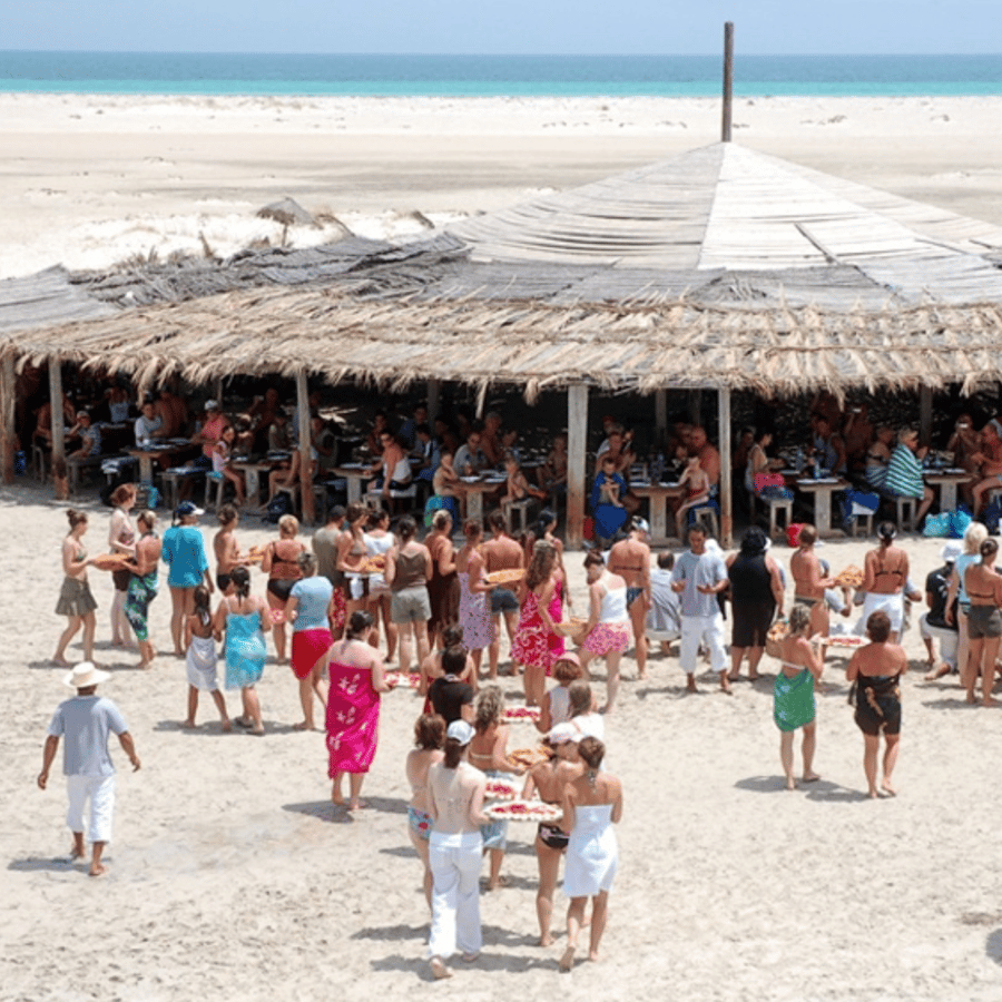 Djerba : Excursion en bateau pirate sur l'île de Flamingo avec déjeuner | GetYourGuide