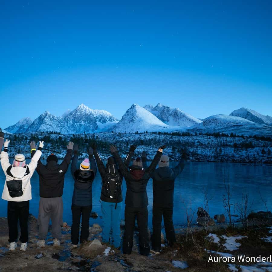 Tromsø: Aurora Crystal Lavvo Overnight Stay with Activities | GetYourGuide