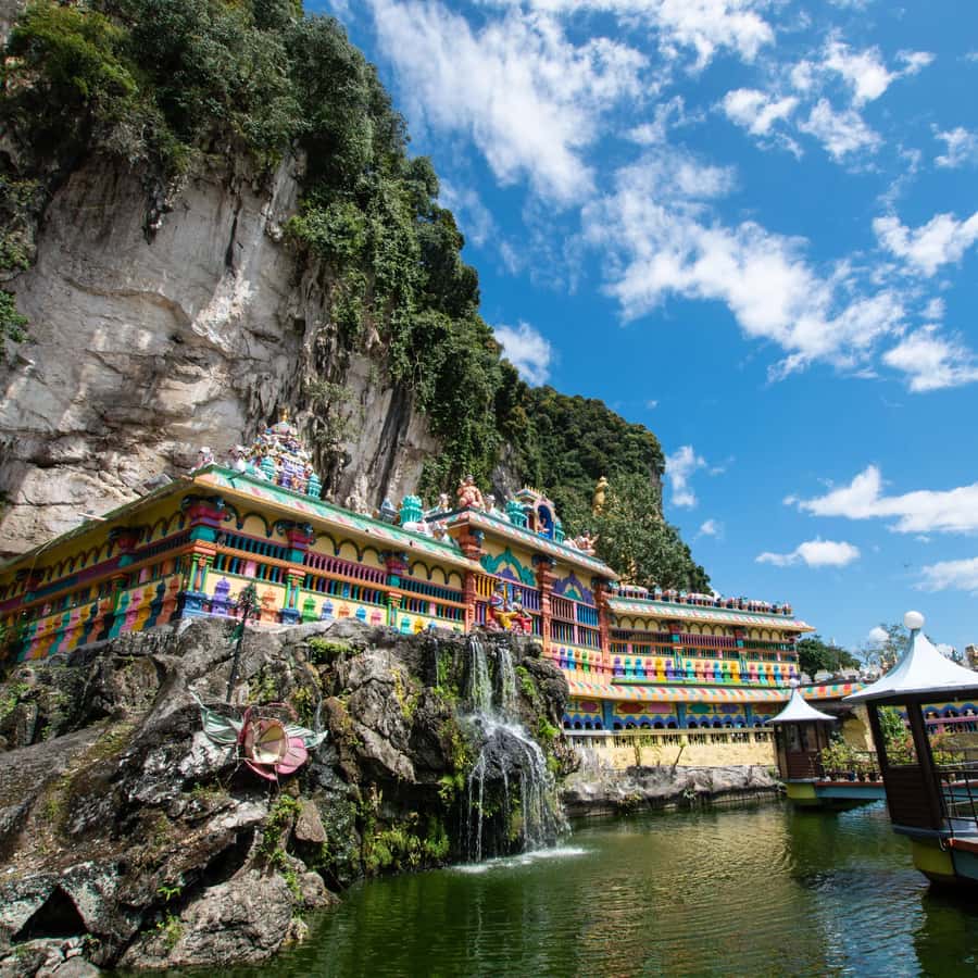 Kuala Lumpur: Batu Caves, Ramayana Caves and Kanching Falls | GetYourGuide