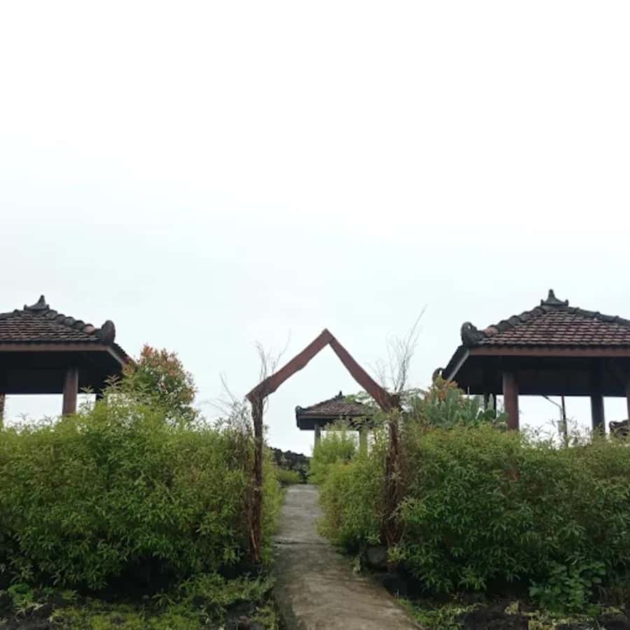Yogyakarta : Gunung Ireng, grotte de Jomblang et plage de Timang ...