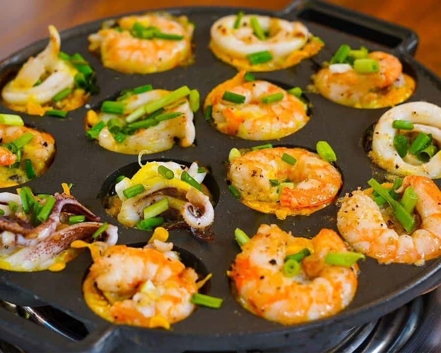 Super Niche Walking Street Food Tour in Ho Chi Minh City | GetYourGuide