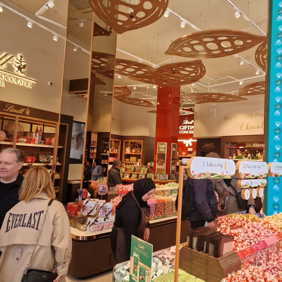 London: VIP Chocolate Tour | GetYourGuide