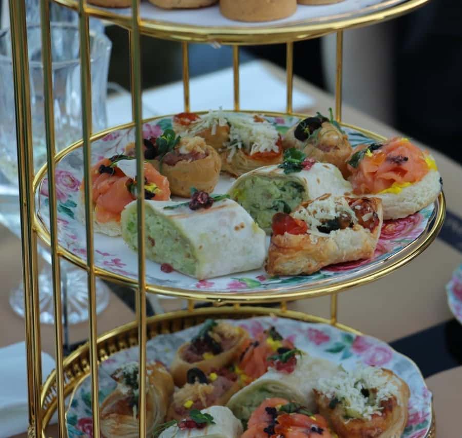 Dubai: Bustronomy Panoramic Afternoon Tea City Tour | GetYourGuide