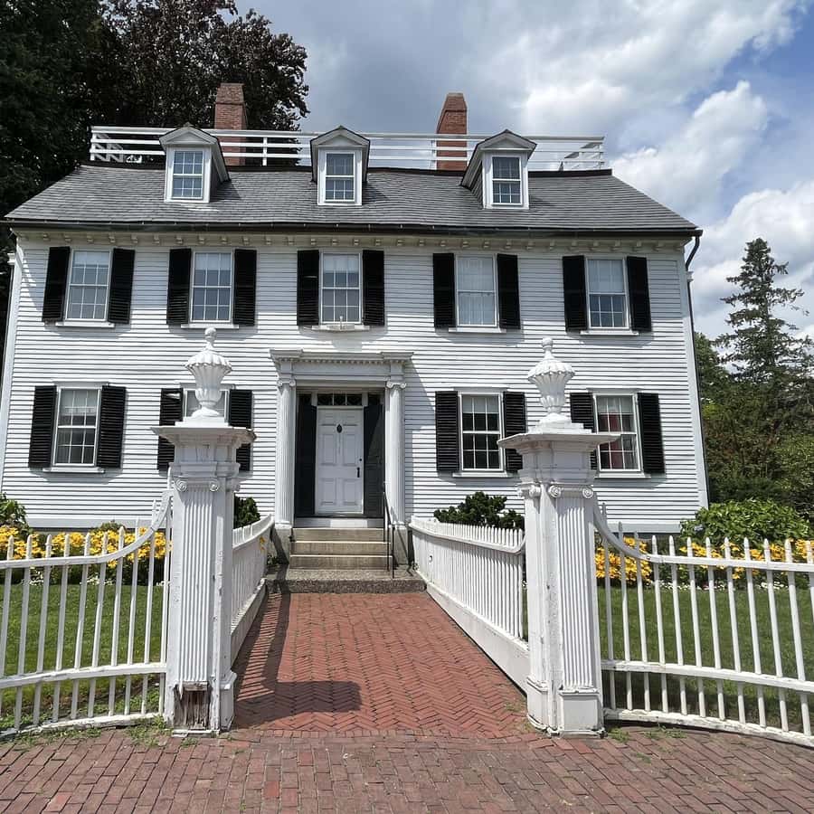 Salem Witch Tour from Boston by Train | GetYourGuide