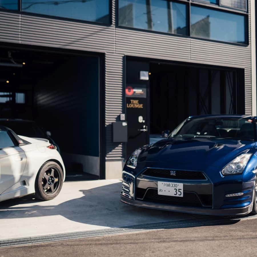 Tokyo: Wangan Midnight Self Drive in Nissan R35 GTR | GetYourGuide