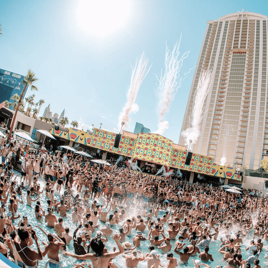 Vegas: Entry to 3 Nightclub and a Pool Party Pass | GetYourGuide