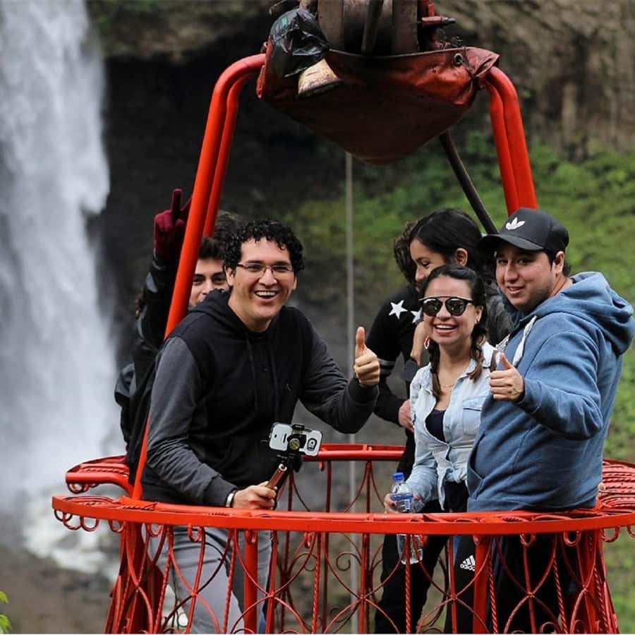 Pailon Del Diablo & Waterfalls Route + Mano de Dios + Tree House Ec ...