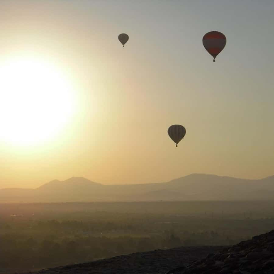 CDMX: Teotihuacan Hot Air Balloon with Breakfast | GetYourGuide