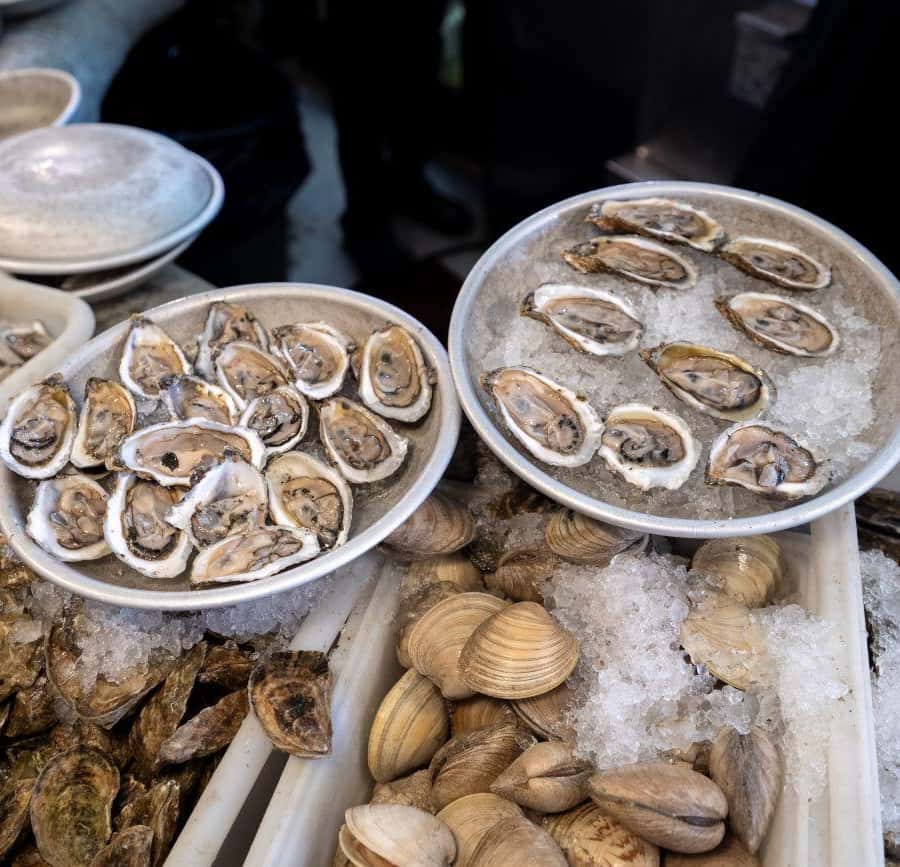 Boston: Guided Seafood Tasting and History Tour | GetYourGuide