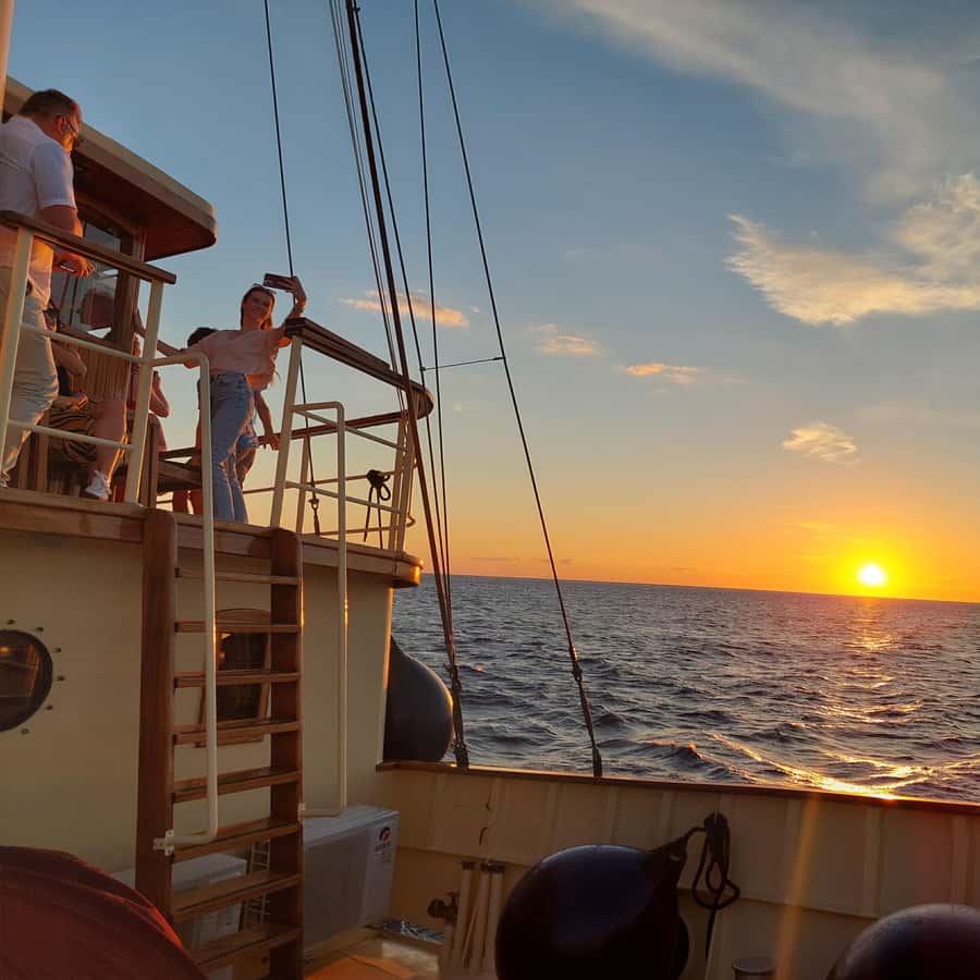 Split:Sunset Cruise with Live Music | GetYourGuide