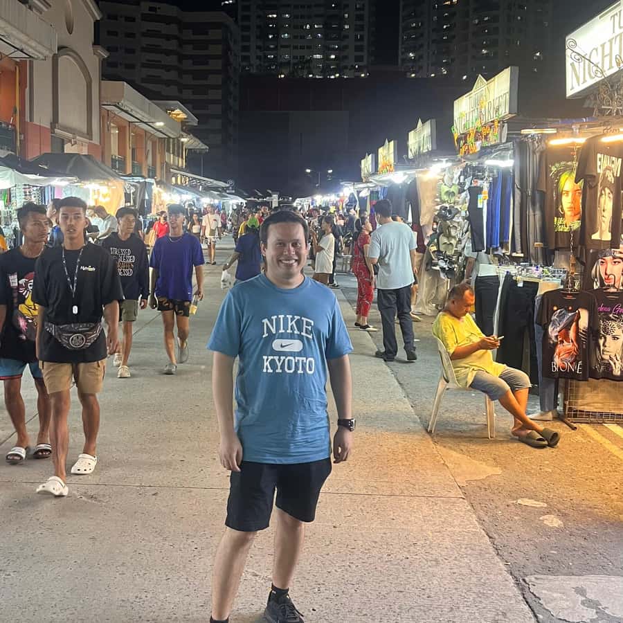 Manila Night Market with Local Guide | GetYourGuide