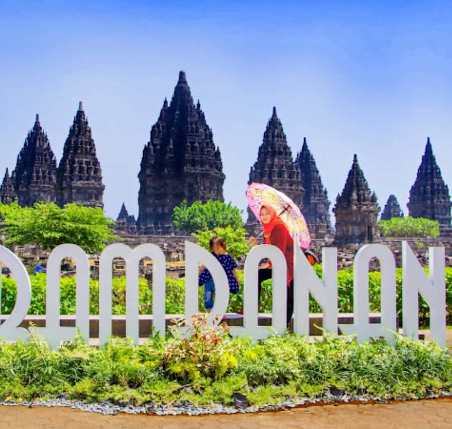 YOGYAKARTA; BOROBUDUR CLIMB UP AND PRAMBANAN TEMPELS | GetYourGuide