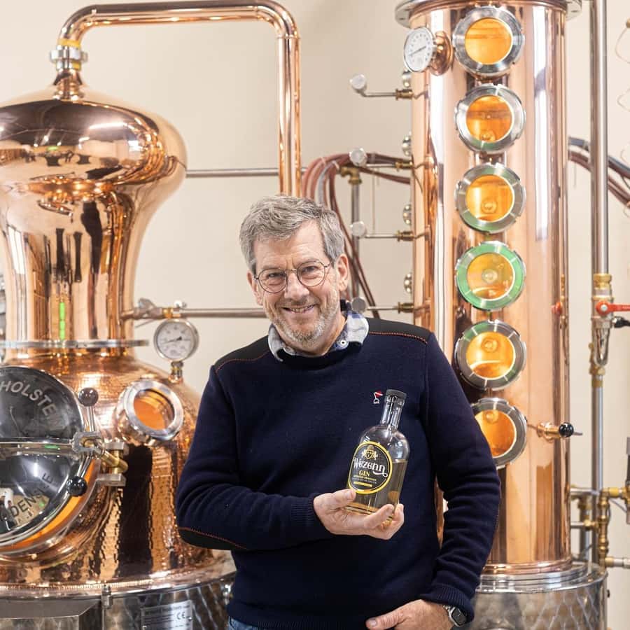 Roiffé (86): Distill your gin and learn about distillation | GetYourGuide