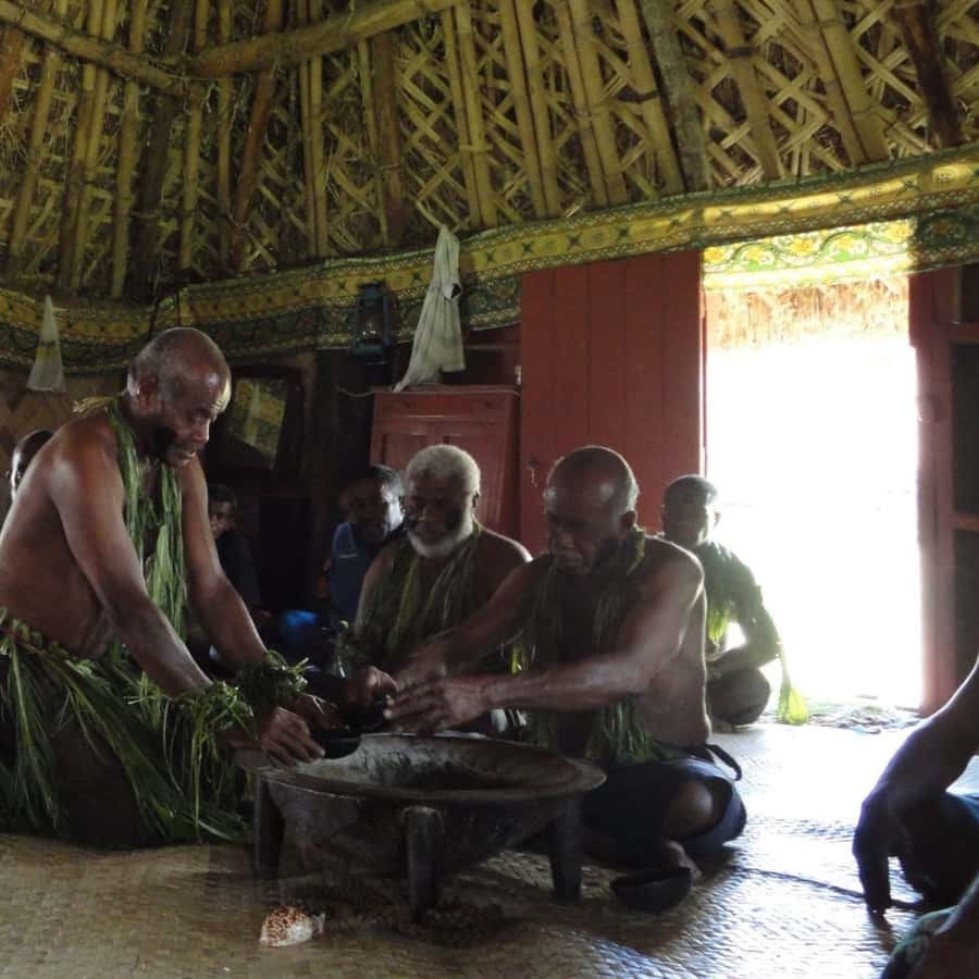 Fidji : Visite culturelle du village de Navala et déjeuner traditionnel ...
