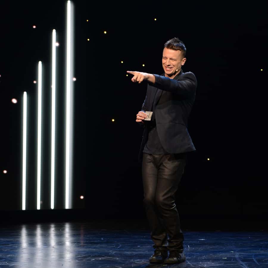 Las Vegas: Mat Franco Magic Reinvented Nightly Show Ticket | GetYourGuide