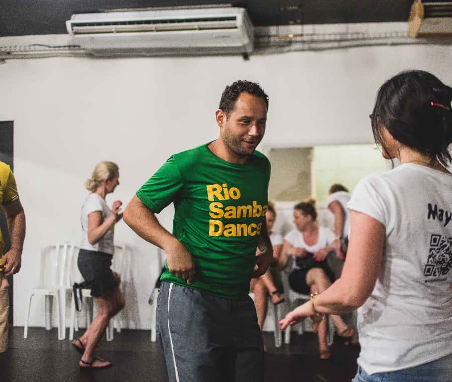 Rio de Janeiro: Samba Class in Copacabana | GetYourGuide