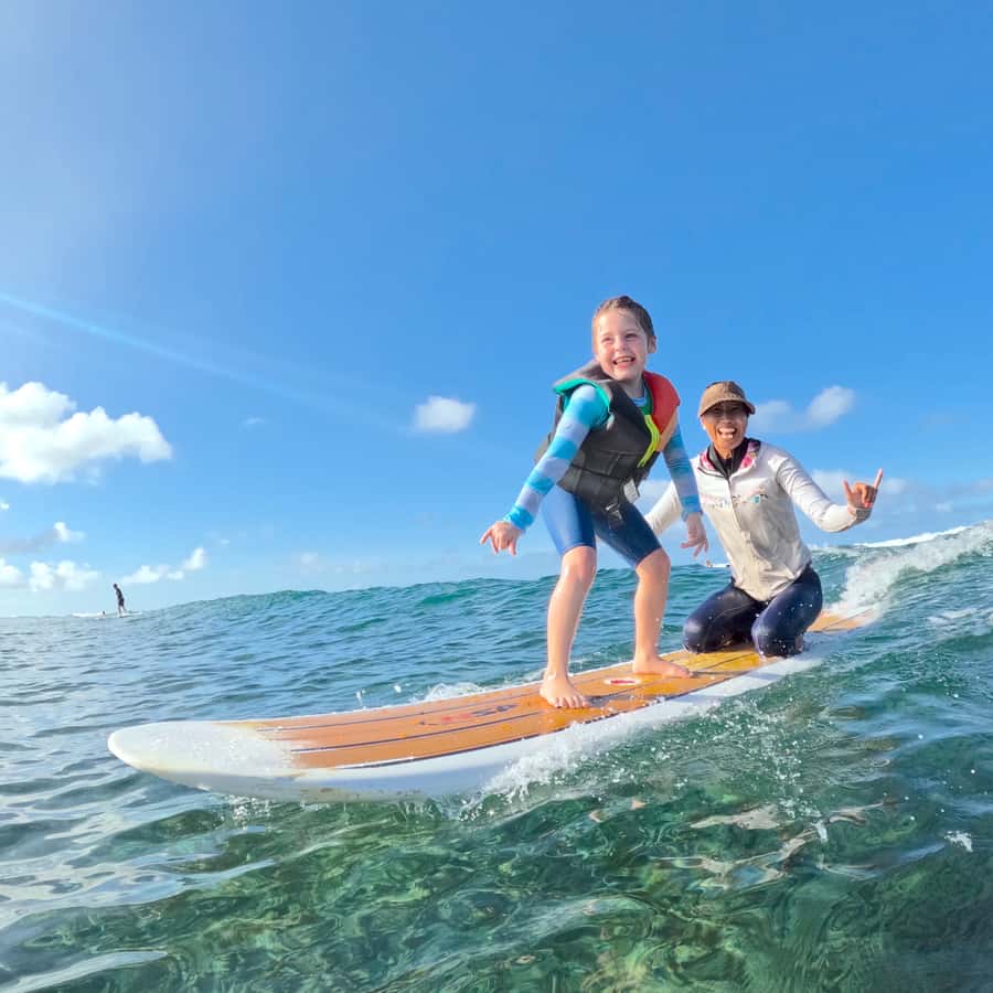 Oahu: Kids Surfing Lesson in Waikiki Beach (up to 12) | GetYourGuide