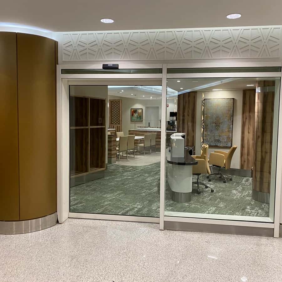 Jeddah Airport (JED): Premium Lounge Access | GetYourGuide