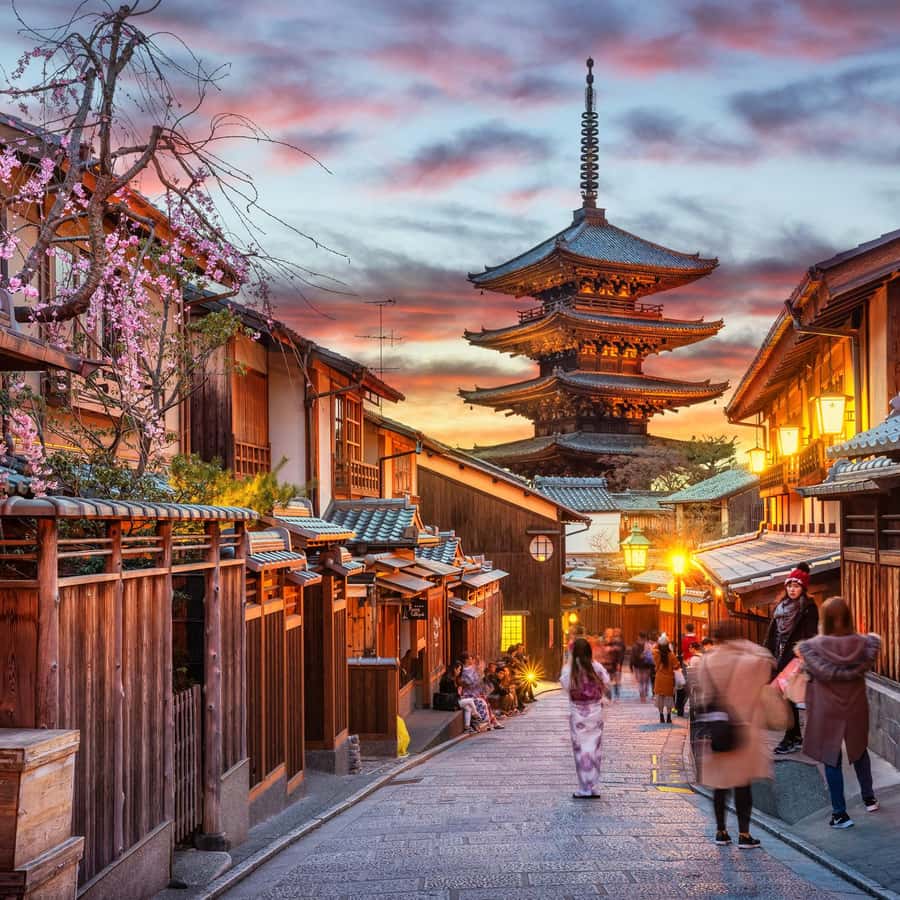 Kyoto: Gion Geisha Culture & History Walking Tour | GetYourGuide