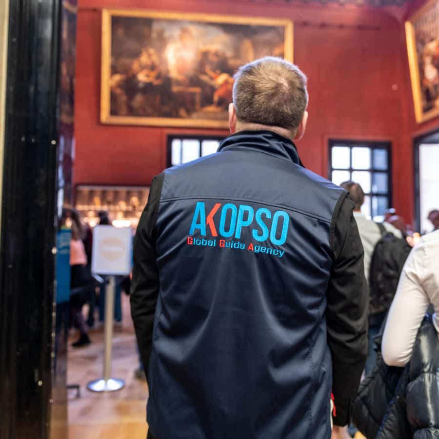 Louvre Highlights Guided Tour | GetYourGuide