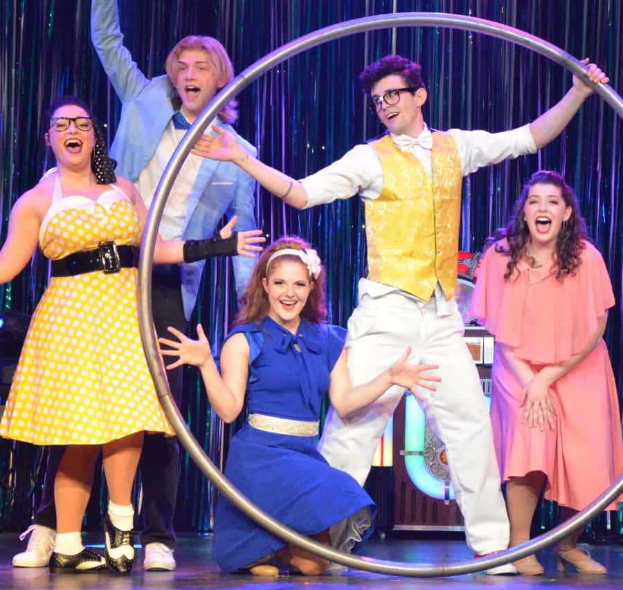 Pennsylvania: Jukebox Jive Variety Show | GetYourGuide