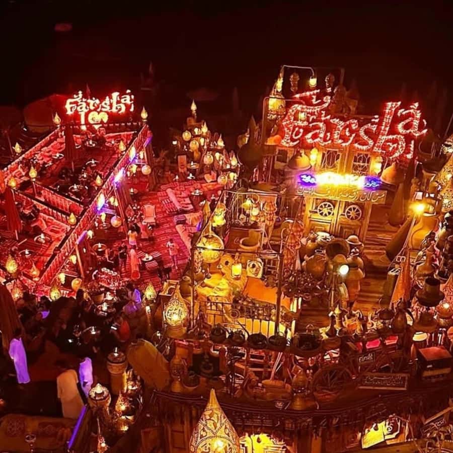 Sharm el Sheikh: Farsha Cafe & Soho Square Night Out Driver | GetYourGuide