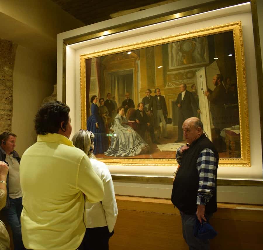 Paris: Best of the Louvre Guided Tour with Pre-booked Ticket | GetYourGuide