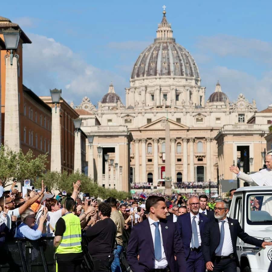 Rome: Escorted Papal Audience Experience with Entry Ticket | GetYourGuide