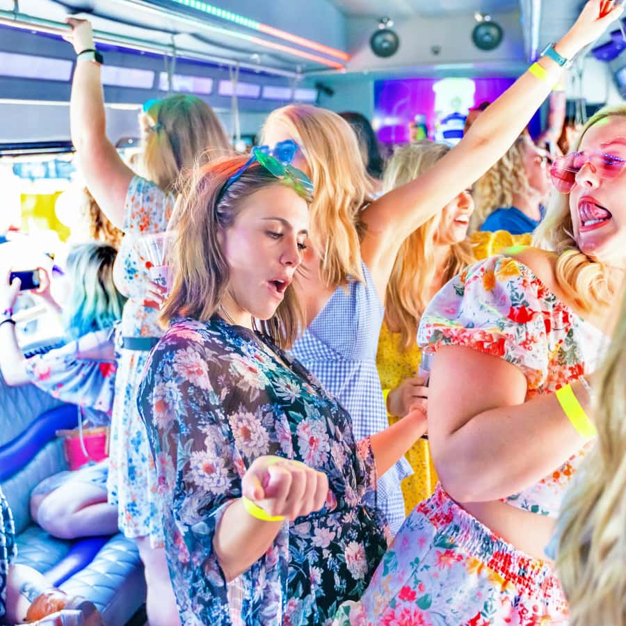 Nashville: Drag Queen Party Bus w/Games, Dancing & Drag Show | GetYourGuide