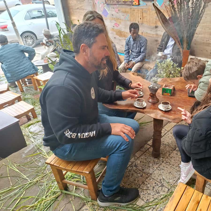 Addis Night Life in Traditional House | GetYourGuide