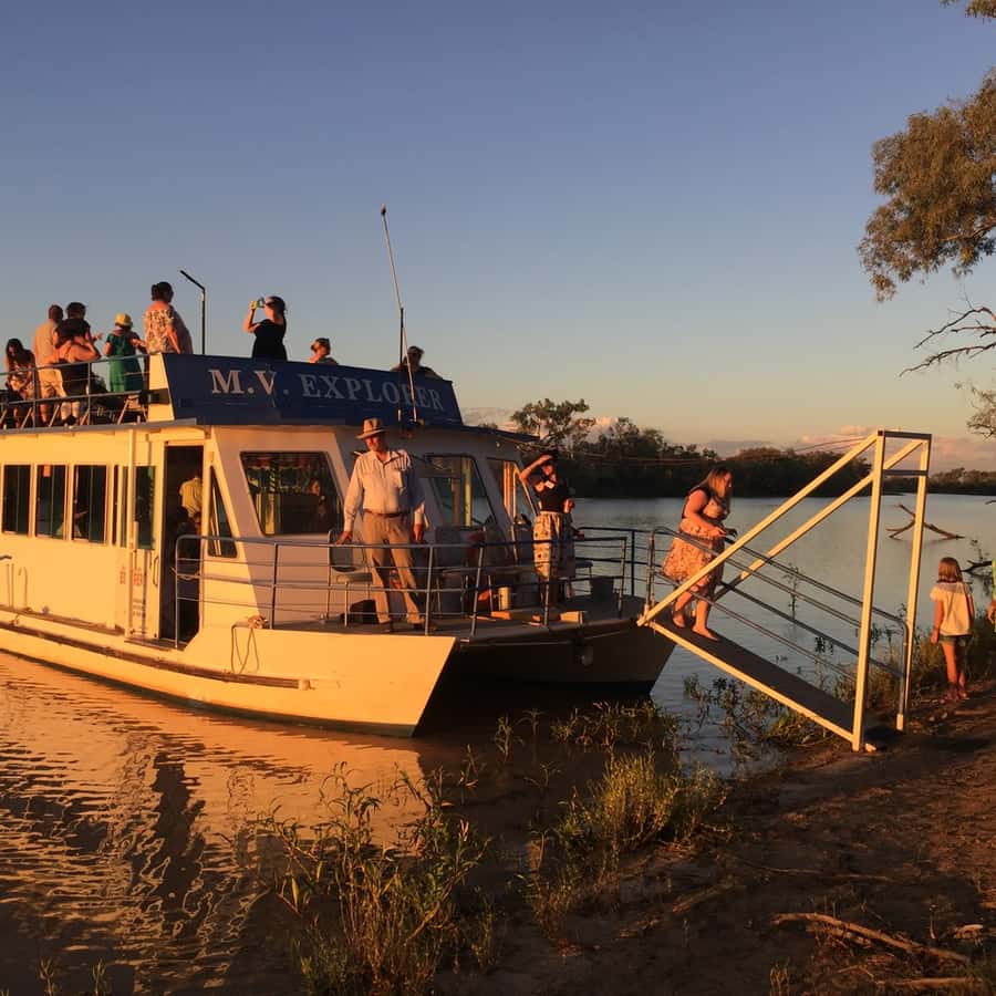 Longreach: Drover's Sunset Cruise & Outback Dinner & Show | GetYourGuide