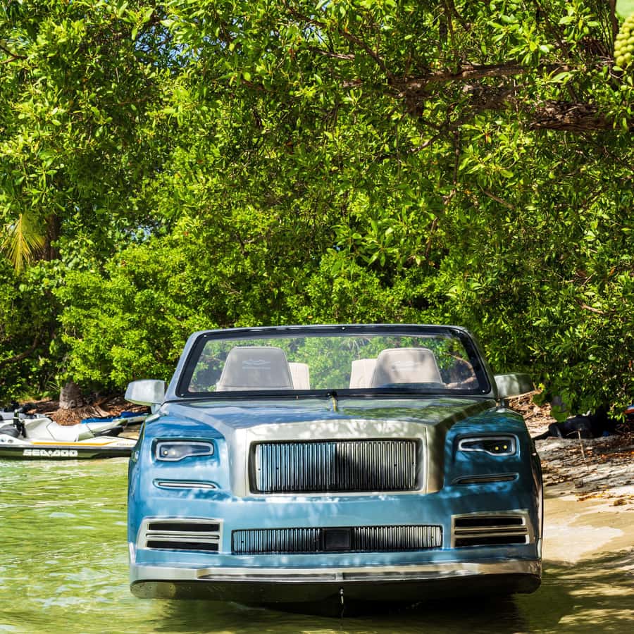 Palm Beach: Rolls Royce Jetcar Rental | GetYourGuide