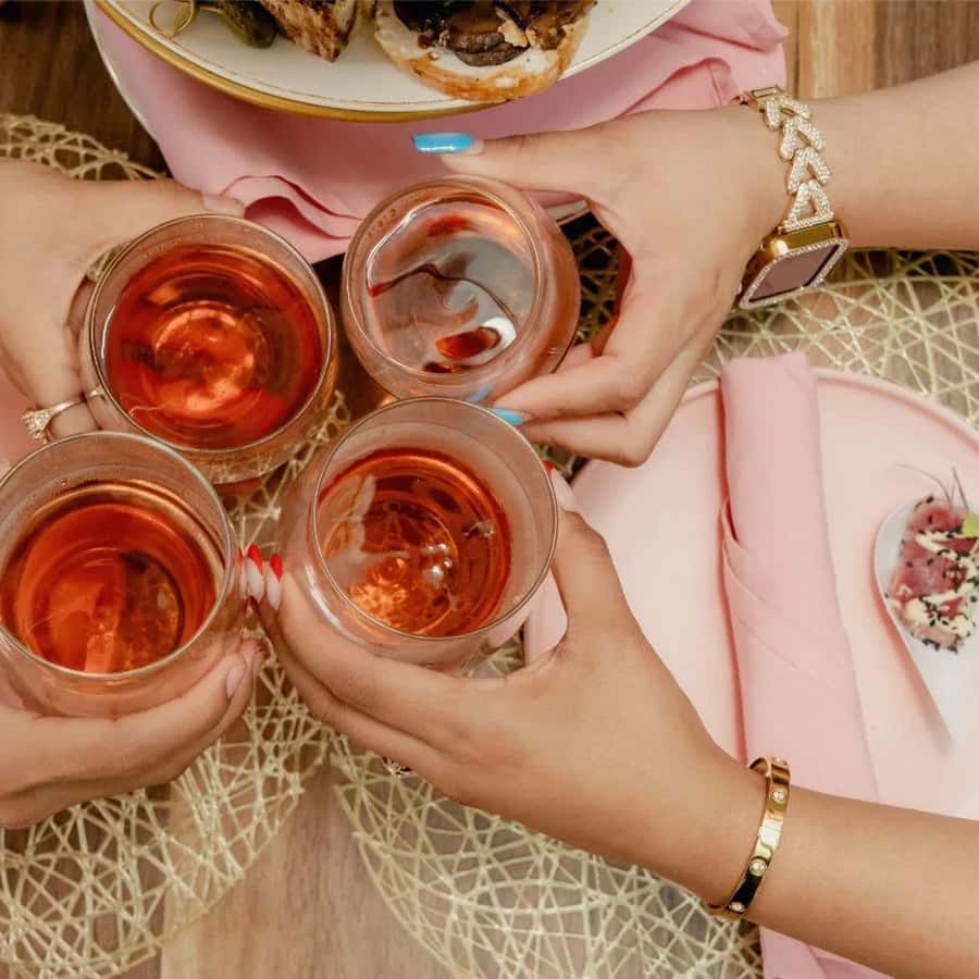 Chicago: Tea Around Town With Curated Teas & Iconic Sights | GetYourGuide