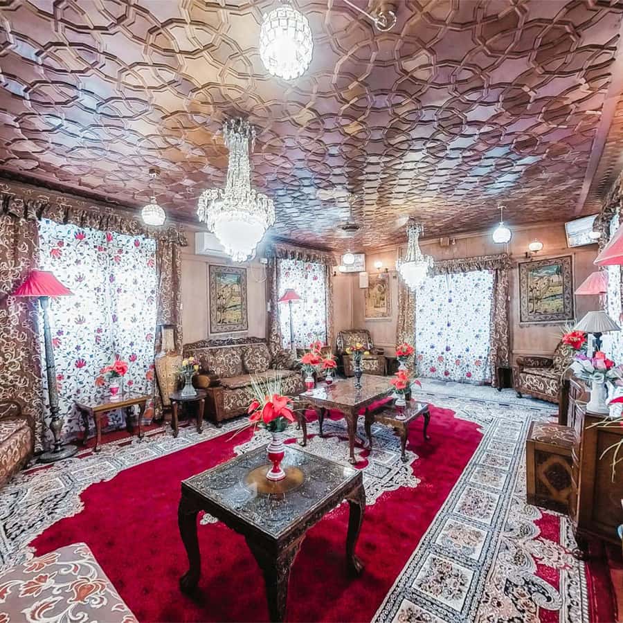 Essence of Kashmir 5 days 4 Night Accommodation With Tours | GetYourGuide