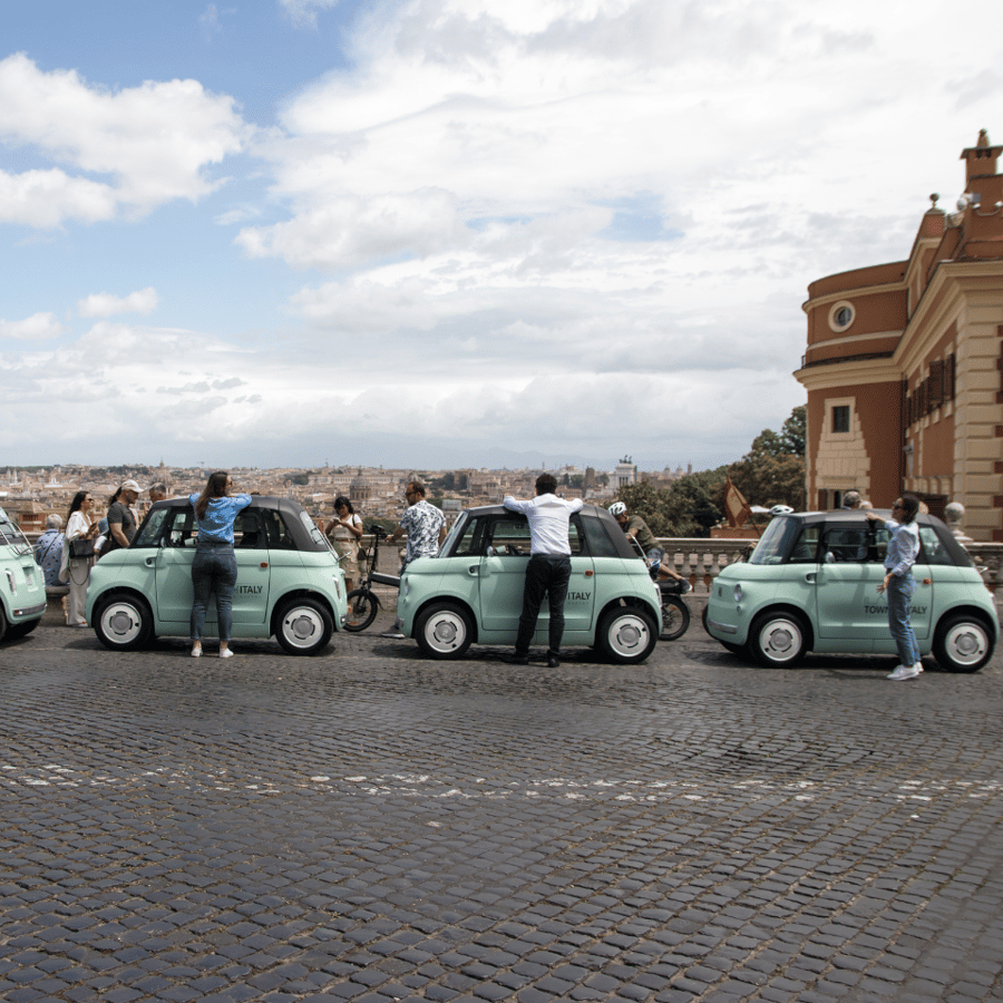 Visite de Rome en voiture électrique écologique | GetYourGuide