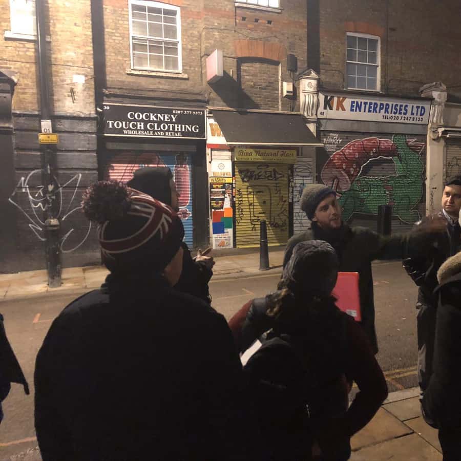 London: Tour in the footsteps of Jack the Ripper in French | GetYourGuide